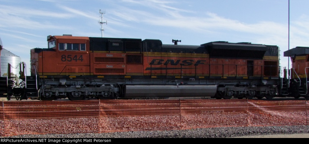 BNSF 8544